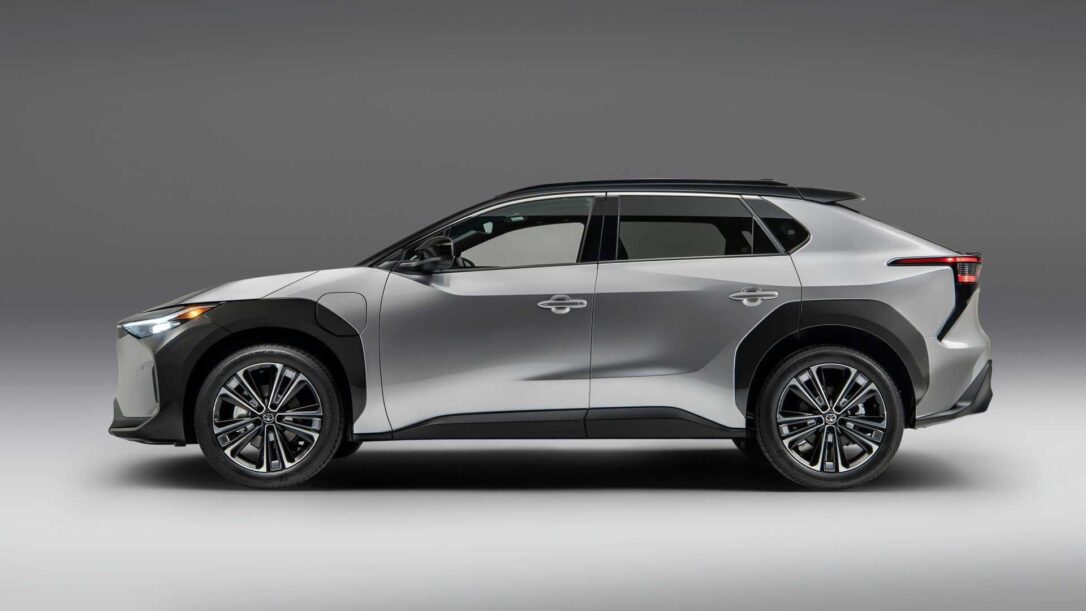 Up Close with Toyota bZ4X : Specifications, Range and price