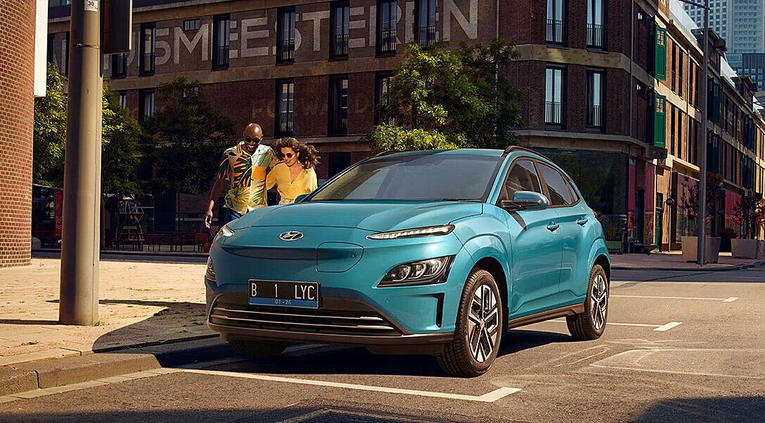 Rivian R1T Price and Specifications [Infographic] - EVMagz