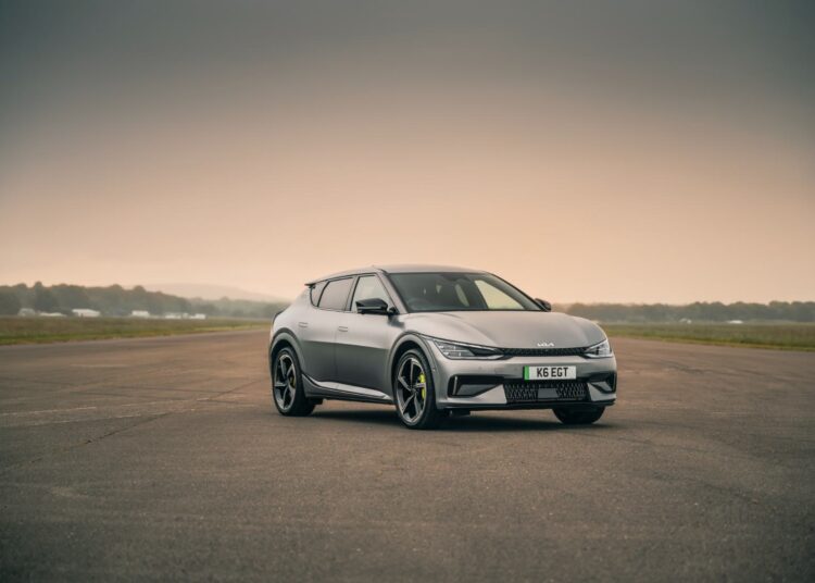 Kia EV6 GT all-electric car with 577 bhp will make debut at Goodwood ...