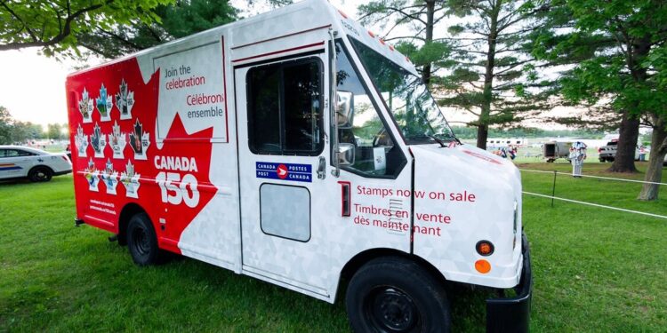 Canada Post plans to convert its fleet to all-electric vehicles by 2040