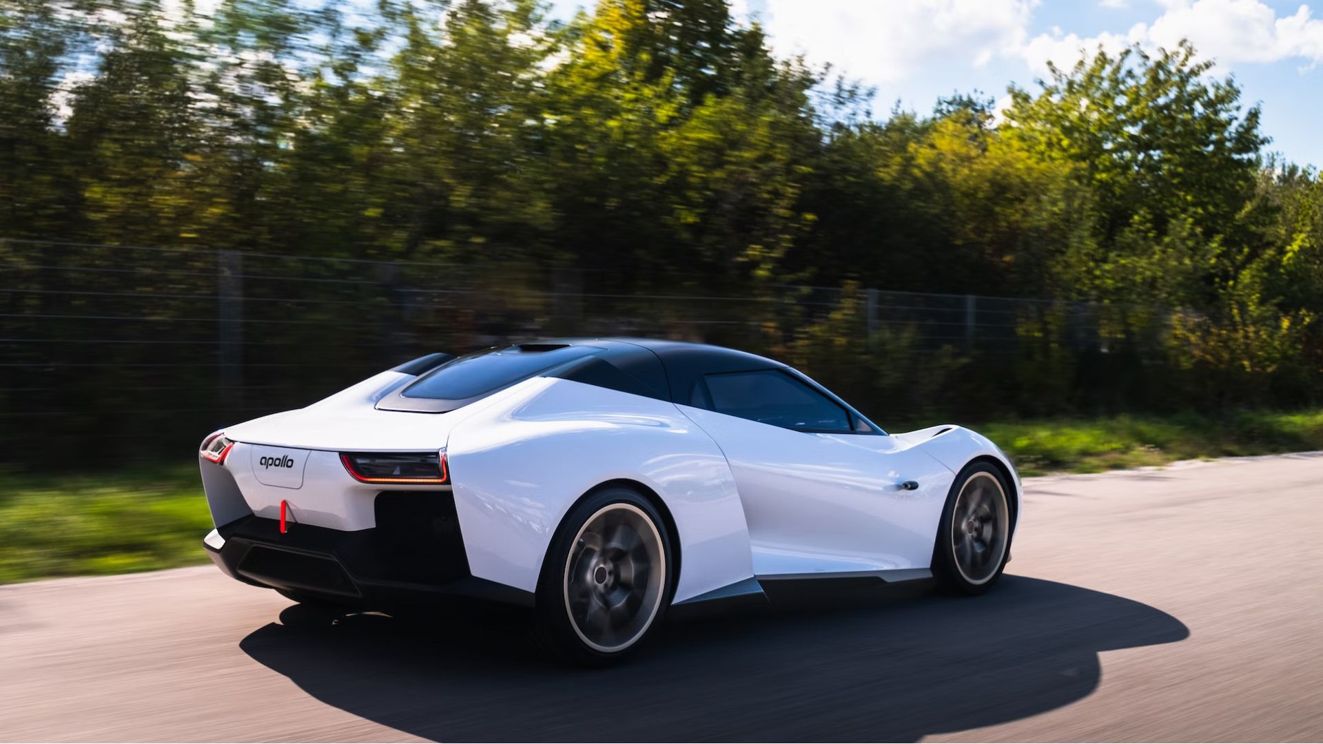 Apollo G2J electric sportscar prototype : preview for design and ...