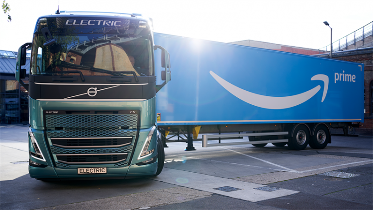 Unilever adds heavy-duty electric truck from Volvo to its fleet - EVMagz