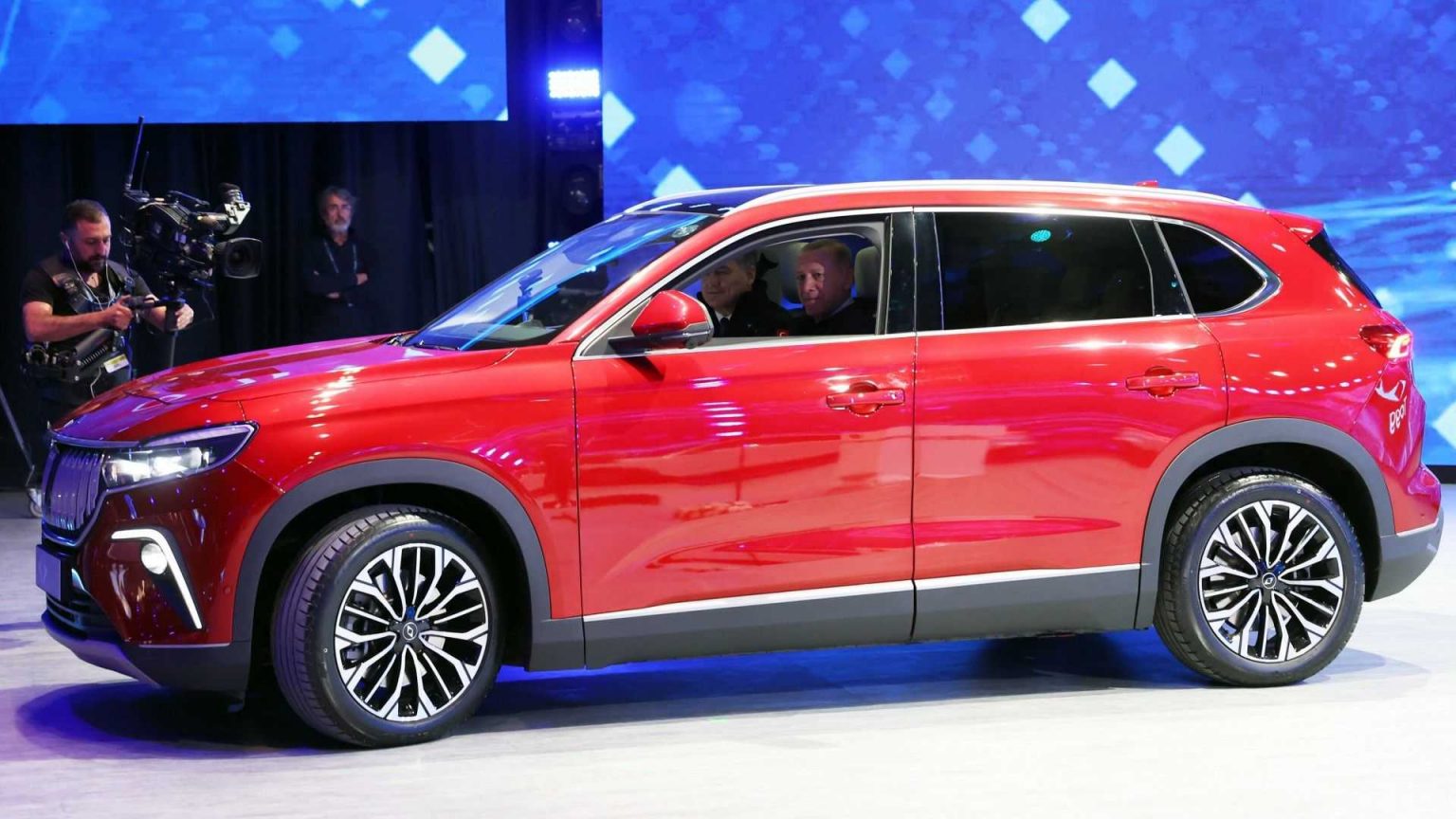 Togg C electric SUV goes into production, promises 400 hp and range up ...