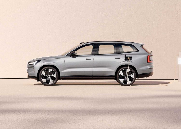 Volvo's All-Electric EX90 SUV Set for Q4 Production in South Carolina ...