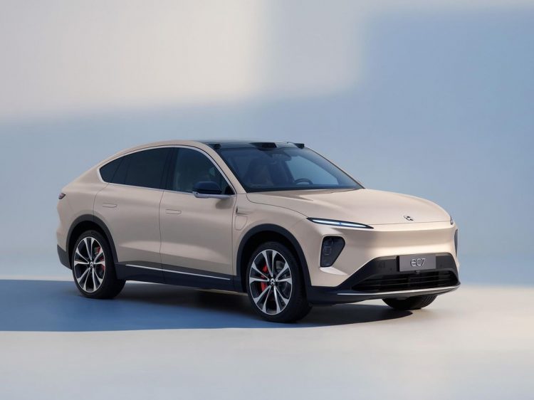 NIO celebrates milestone of 300,000 units of electric vehicle ...