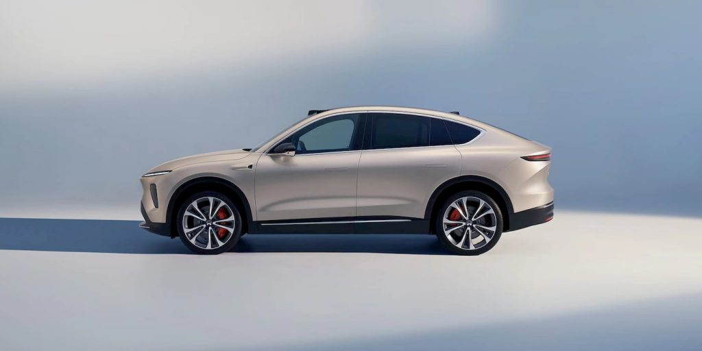 NIO Launches 2023 ET7 Electric Sedan and Revamped ES6 SUV at Shanghai ...