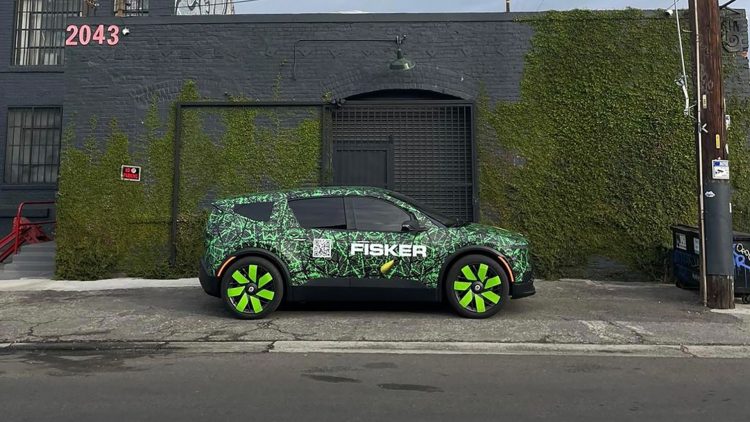 Up close with the Houdini Trunk on Fisker Pear electric SUV