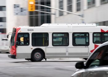 Wrightbus recieves major order for 100 electric buses from Translink ...