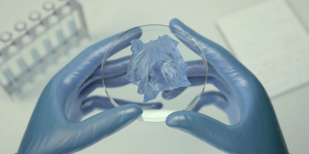 Mercedes & Austrian Post test fine particle filters technology in ...