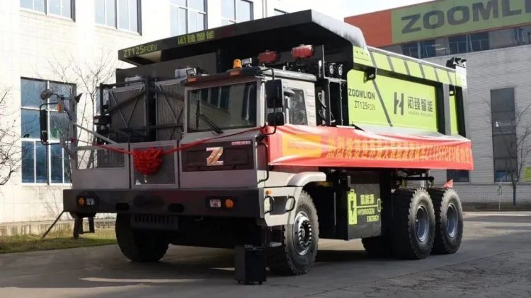 Shenergy Launches World's Largest Hydrogen-Powered Mining Truck