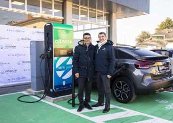 Heliox to supply Paccar with DC chargers for electric trucks in North ...
