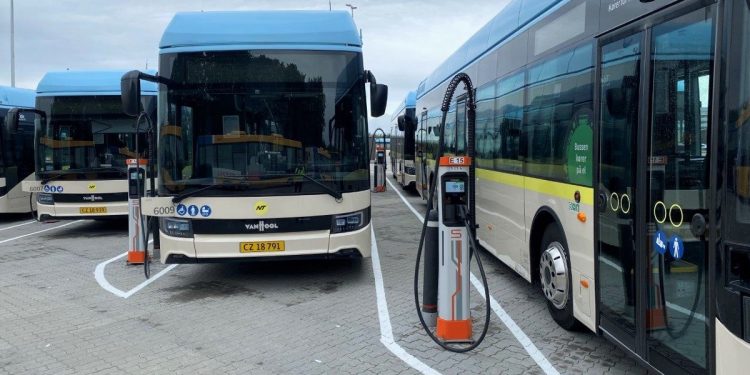 Tide Bus Launches Scandinavia's Largest Electric Bus Depot in Aalborg ...