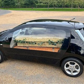 Brahms Electric Vehicles Turns Nissan Leaf into Zero Emission Hearse ...