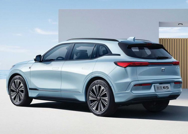 Buick Electra E5 Unveils Impressive Tech-Heavy Interior for its Ultium ...