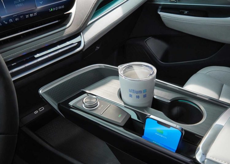 Buick Electra E5 Unveils Impressive Tech-Heavy Interior for its Ultium ...