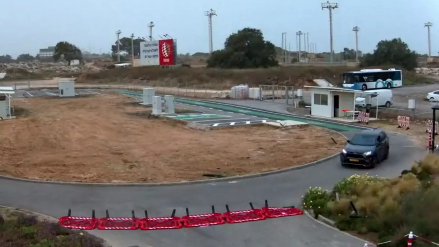 Volvo Cars Partners with dcbel to Advance V2X Technology in Smart Home Energy Solutions - EVMagz