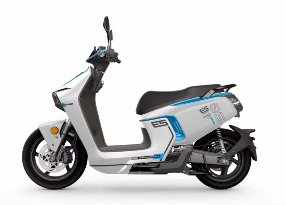 CSC ES5 Electric Scooter Challenges Competition with Superior ...