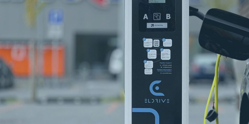 BTC Power Joins Growing List of Charger Manufacturers Adopting Tesla's ...