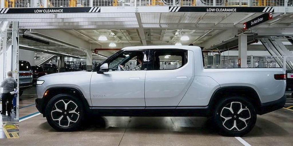 Rivian Unveils First Look of Its Performance Dual-Motor R1T Model - EVMagz