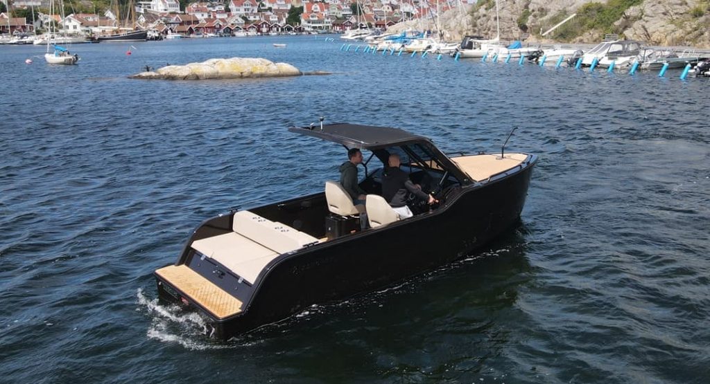 Stockholm Launches World’s First Electric Hydrofoil Ferry ‘Nova ...