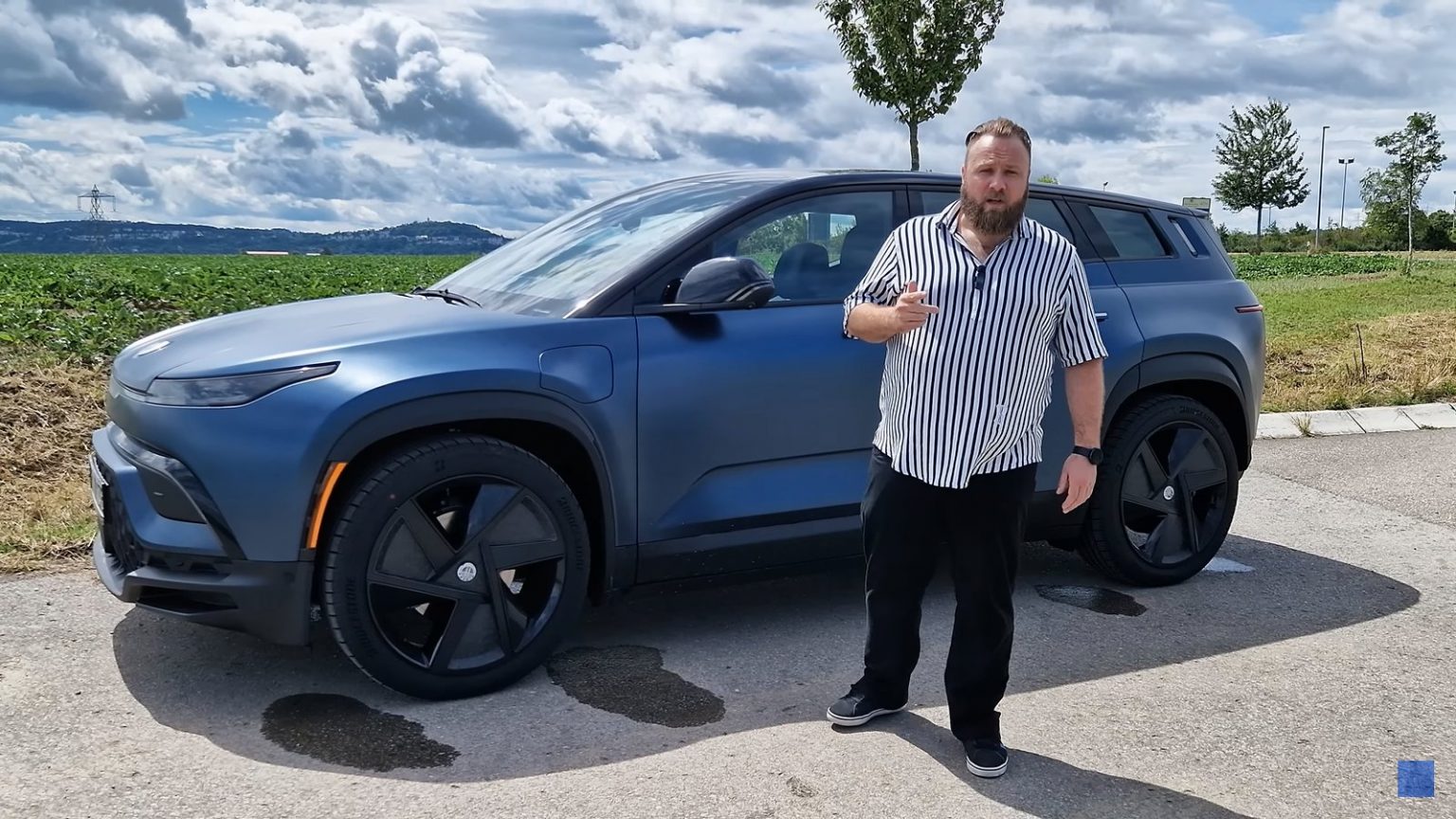 Fisker Unveils Alaska Electric Pickup Truck, Sets 2025 Production ...