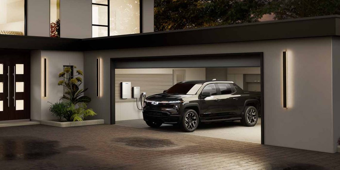 Nimbus Metallic Paint: A Captivating Addition to the 2024 Cadillac ...