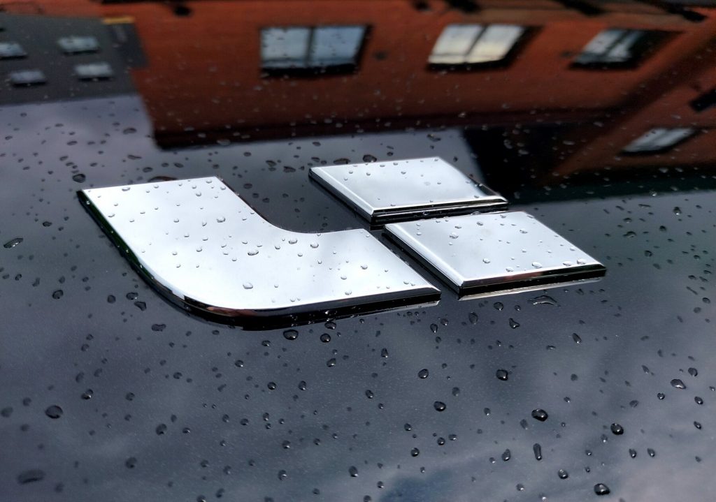 Li Auto to Introduce Its First BEV Model, Li Mega, in December ...