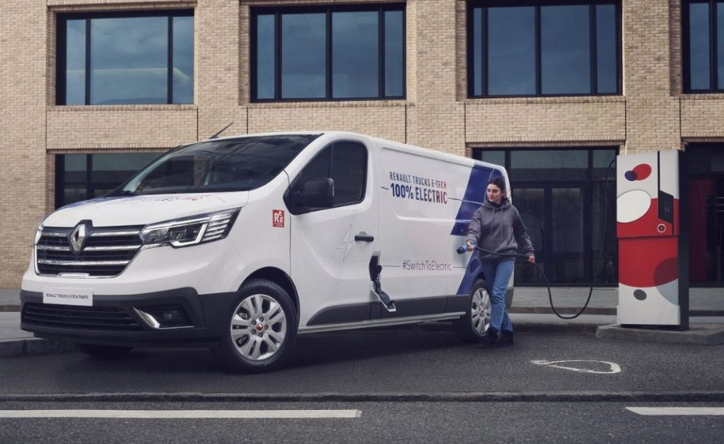 Renault Trucks Set to Launch E-Tech Trafic Electric Van in Eight ...