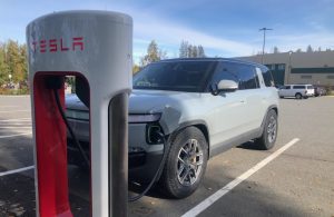 Rivian R1S Spotted Testing Tesla Supercharger Stall in Alaska