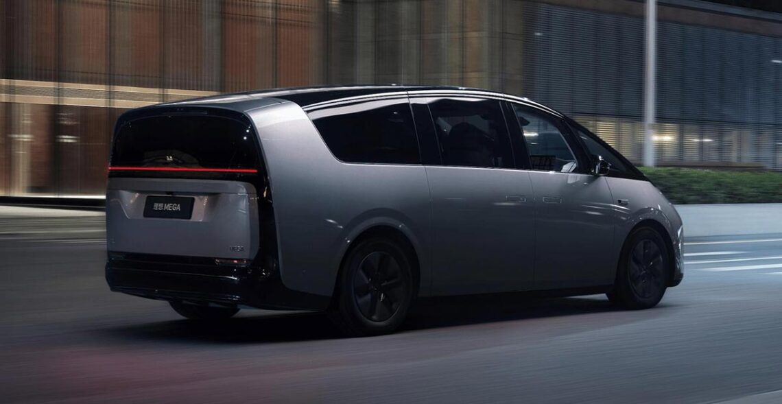 Li Auto to Introduce Its First BEV Model, Li Mega, in December ...