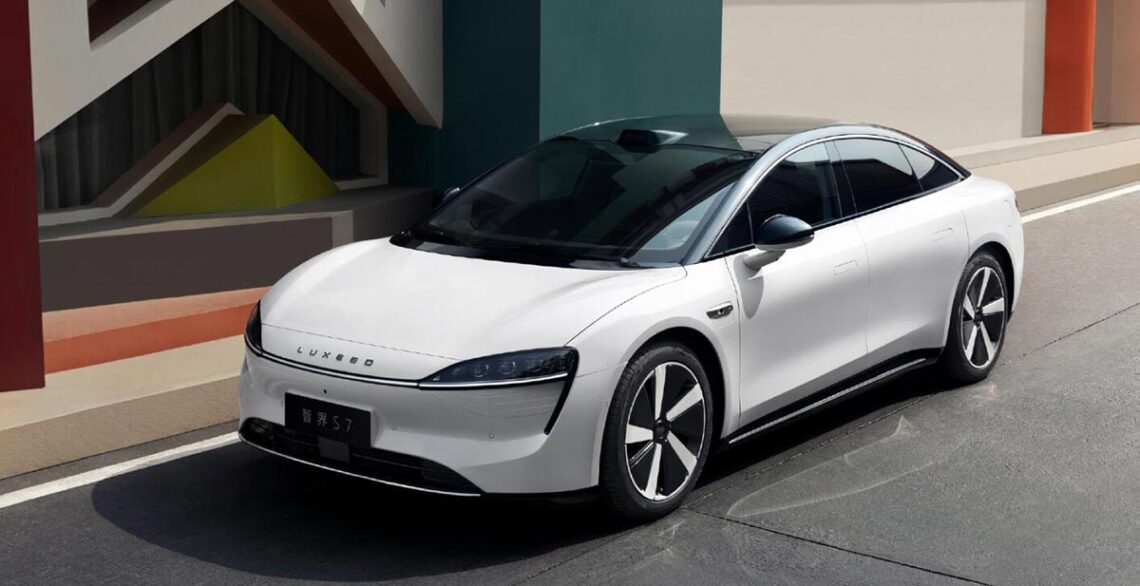 Qiyuan, Changan's New EV Sub-brand, Unveils A07 Model with EREV and BEV Variants - EVMagz