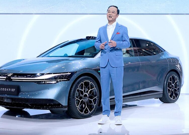 Zeekr Unveils Zeekr 007 Electric Sedan: Boasting 870-Kilometer Range ...