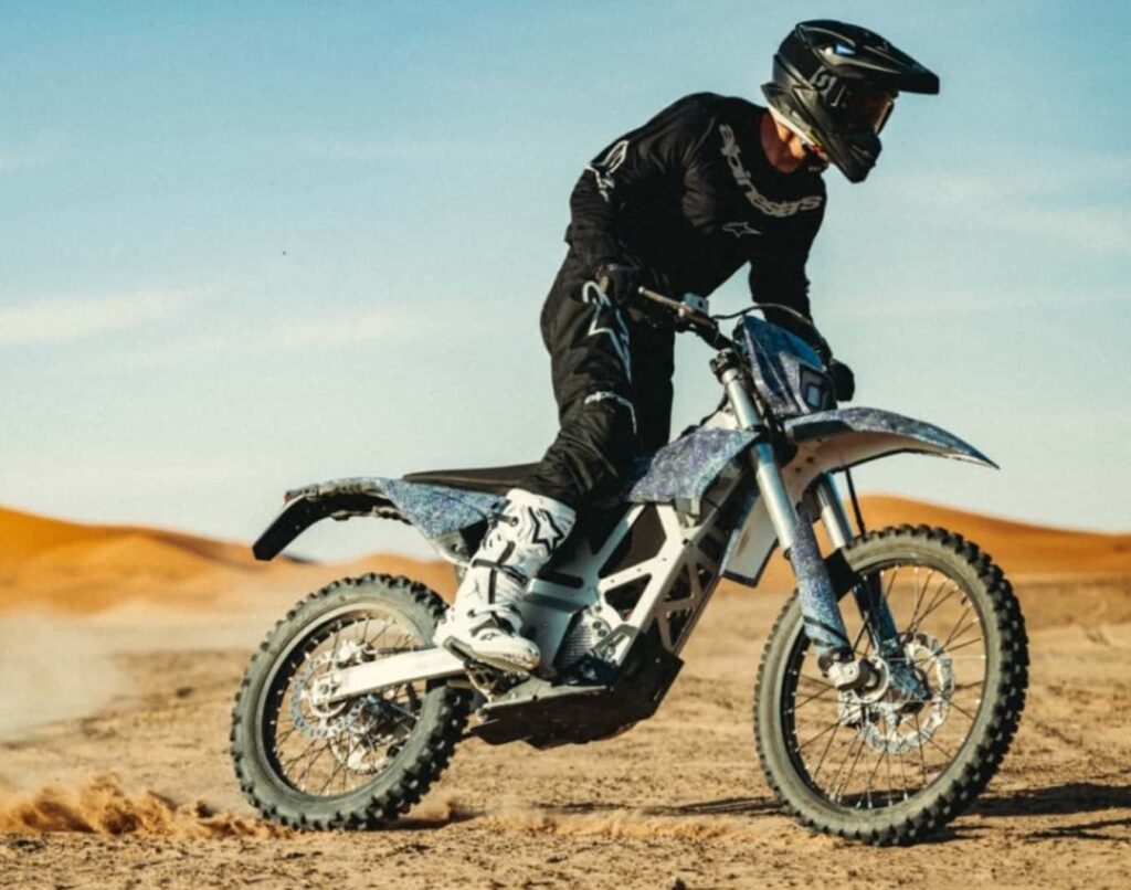 Honda Reveals SC e: Electric Motorcycle with a 100 km Range at EICMA ...