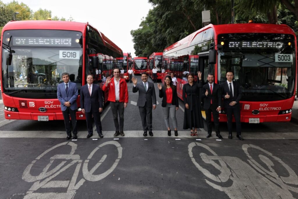 Warsaw Expands Electric Bus Fleet with 12 New Solaris Urbino 18 ...