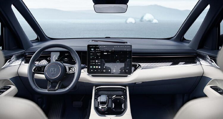 Zeekr Unveils Enhanced Zeekr 009 MPV with Slight Price Adjustment