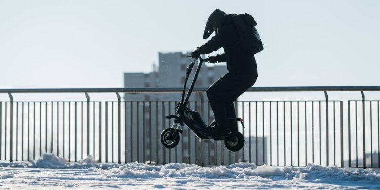 Acer Unveils Upgraded Predator Extreme PES017 E-Scooter for Off-Road ...