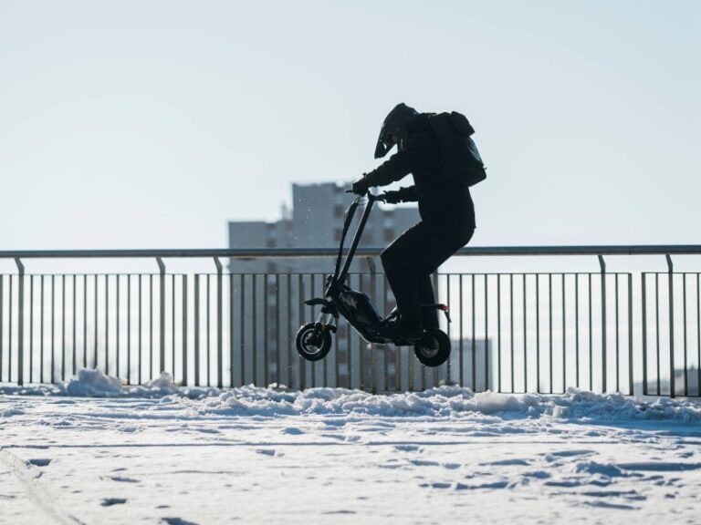 Acer Unveils Upgraded Predator Extreme PES017 E-Scooter for Off-Road ...