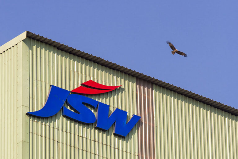 India’s JSW Group Eyes 2027 Launch for New EV Brand, Seeks Limited Tech ...