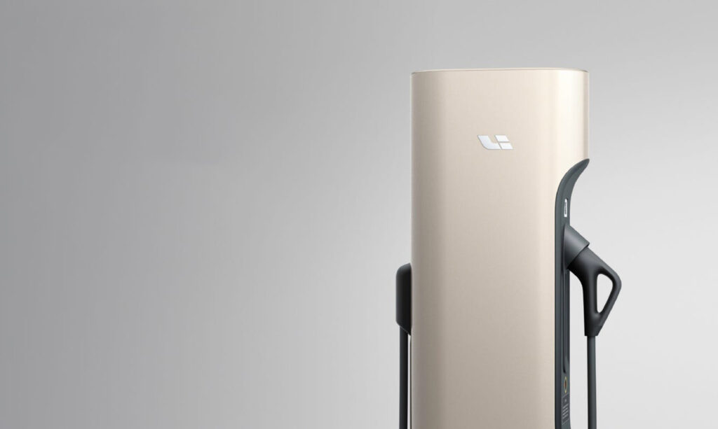 Li Auto to Triple Supercharging Station Plans Ahead of BEV Launch