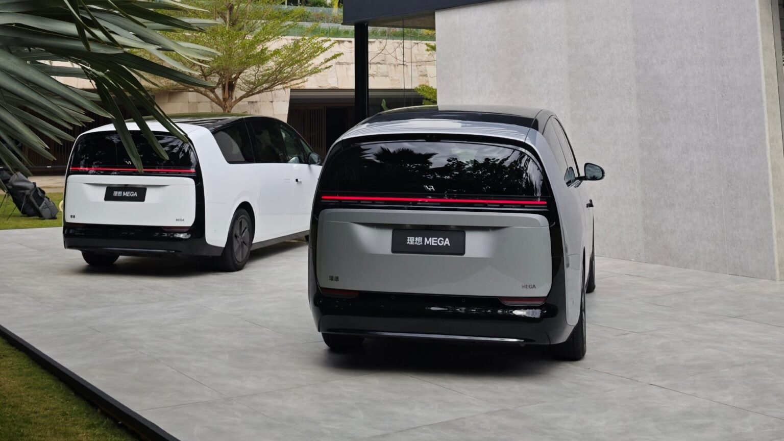 Li Auto to Launch Updated Li Mega MPV with New Variants and Smart ...