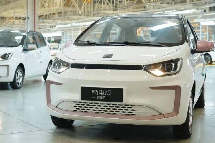 JAC Yiwei Commences First Exports of Electric Vehicles with Sodium-Ion ...