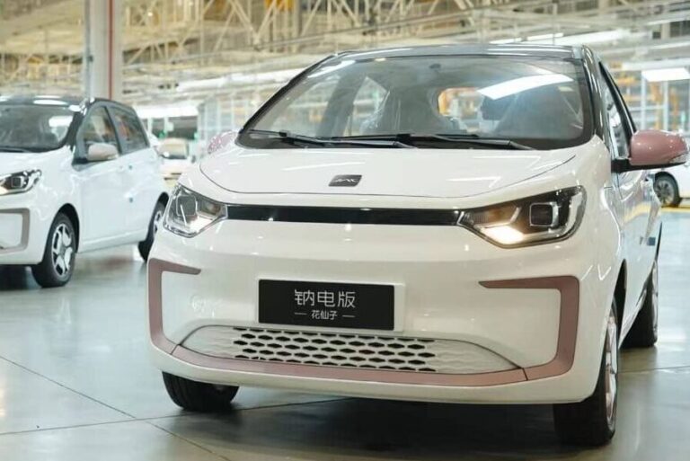 JAC Yiwei Commences First Exports of Electric Vehicles with Sodium-Ion ...