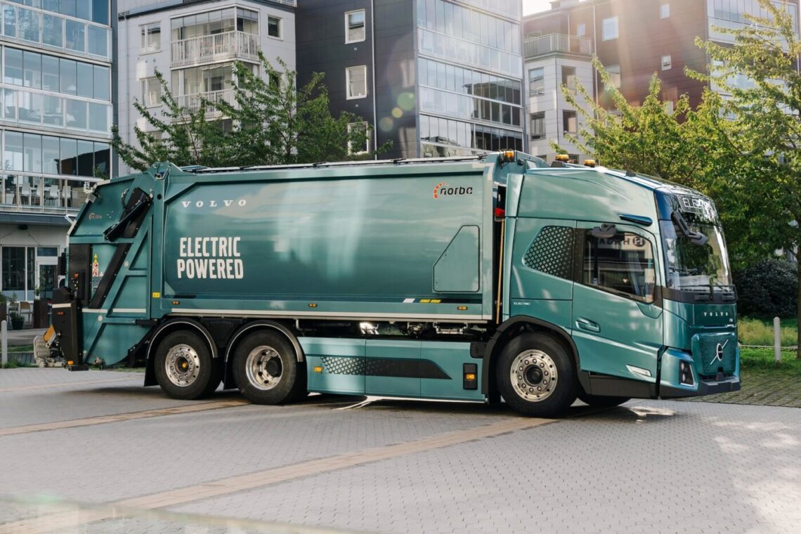Volvo Trucks Introduces Electric Low-Entry Truck for Urban Transport