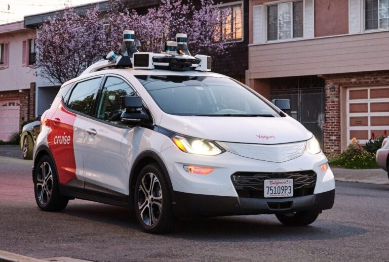 General Motors' Cruise Plans Bay Area Autonomous Vehicle Testing