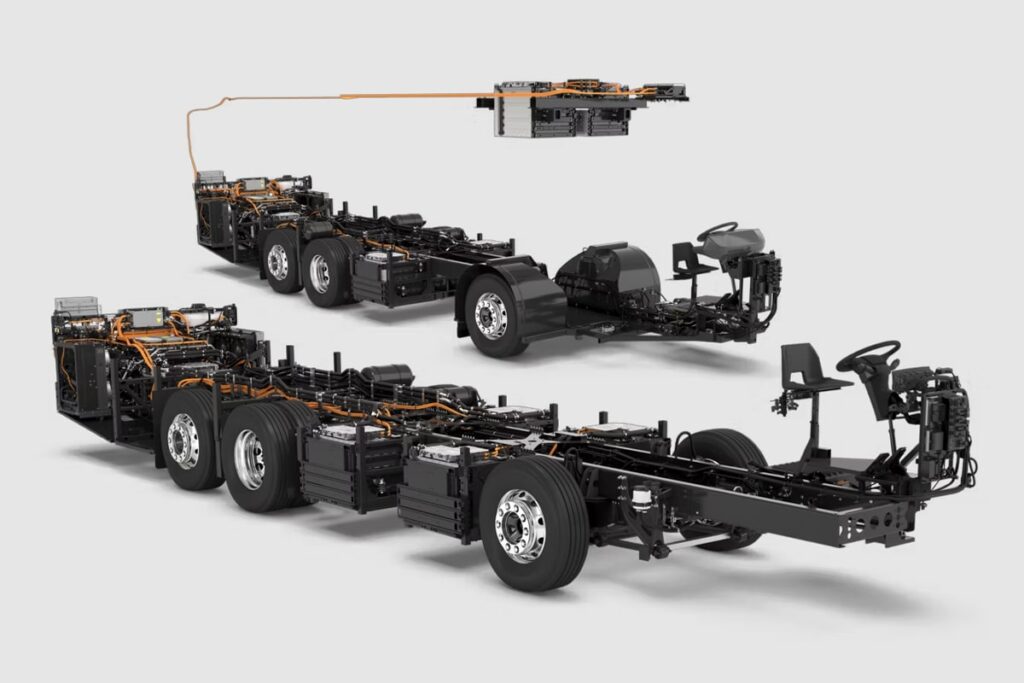 Volvo Buses Unveils 8900 Electric Intercity Bus with Enhanced ...