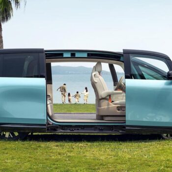 Zeekr Unveils New Mobility Architecture and Zeekr Mix Model at Beijing ...