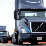 Daimler Truck testing new fuel-cell truck prototype with liquid ...