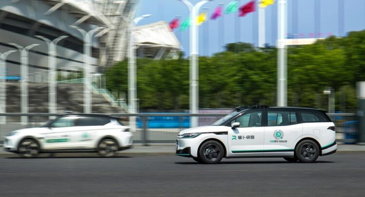 Beep Launches Self-Driving Shuttle Trial at Honolulu Airport - EVMagz
