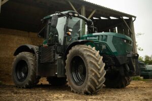 Accelera to Launch Electric Powertrain for Isuzu's F-Series Trucks in ...