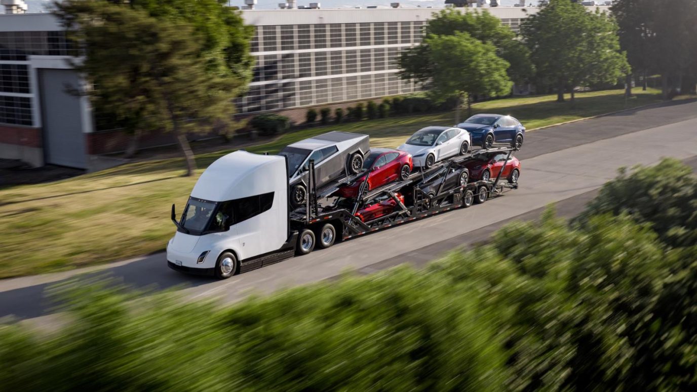 Coding Details Reveal Tesla's Progress Toward Smartwatch App ...